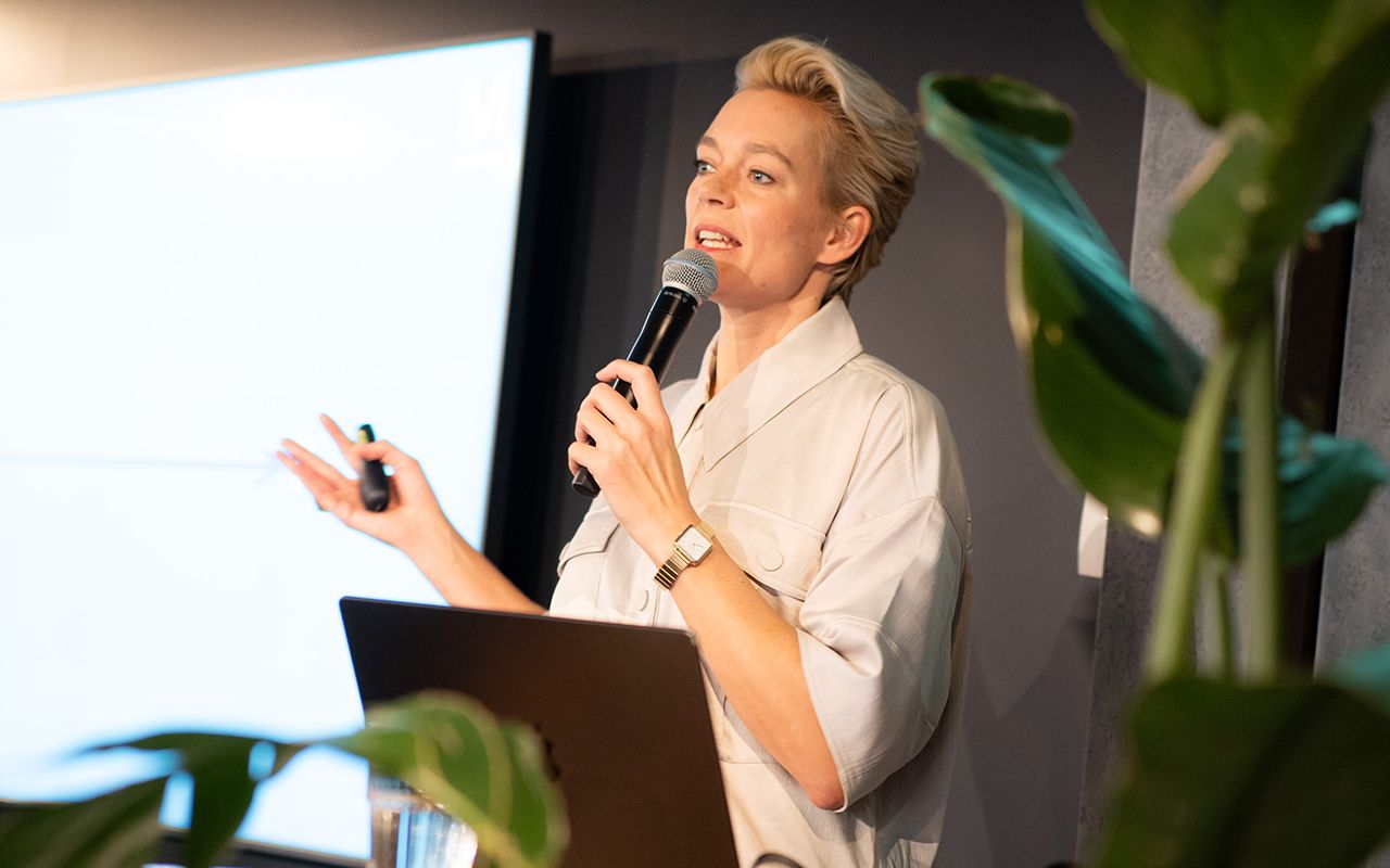 Mijksenaar » Mijksenaar › Hannah speaks at ‘Space for people and society’!